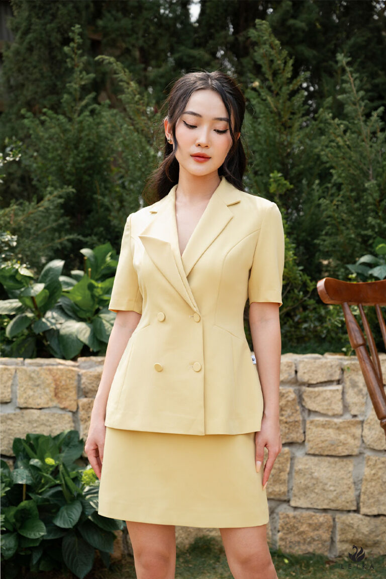 Áo vest cộc tay nữ - sự lựa chọn hoàn hảo cho outfit ngày Hè